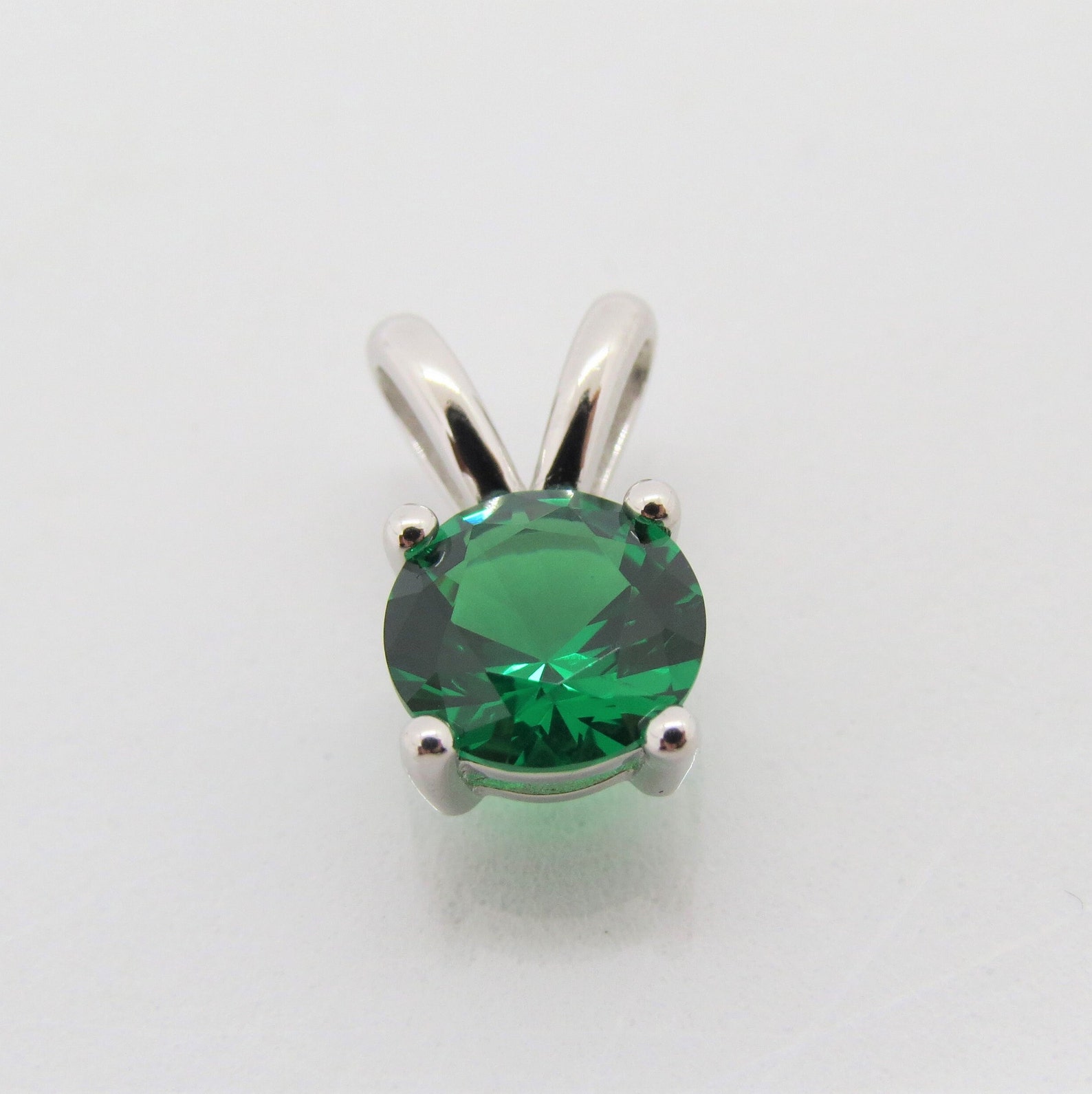 Vintage Sterling Silver Round Cut Emerald Pendant - Etsy