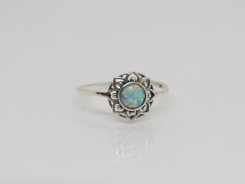 Vintage Sterling Silver White Opal Flower Ring Size 7 | Etsy