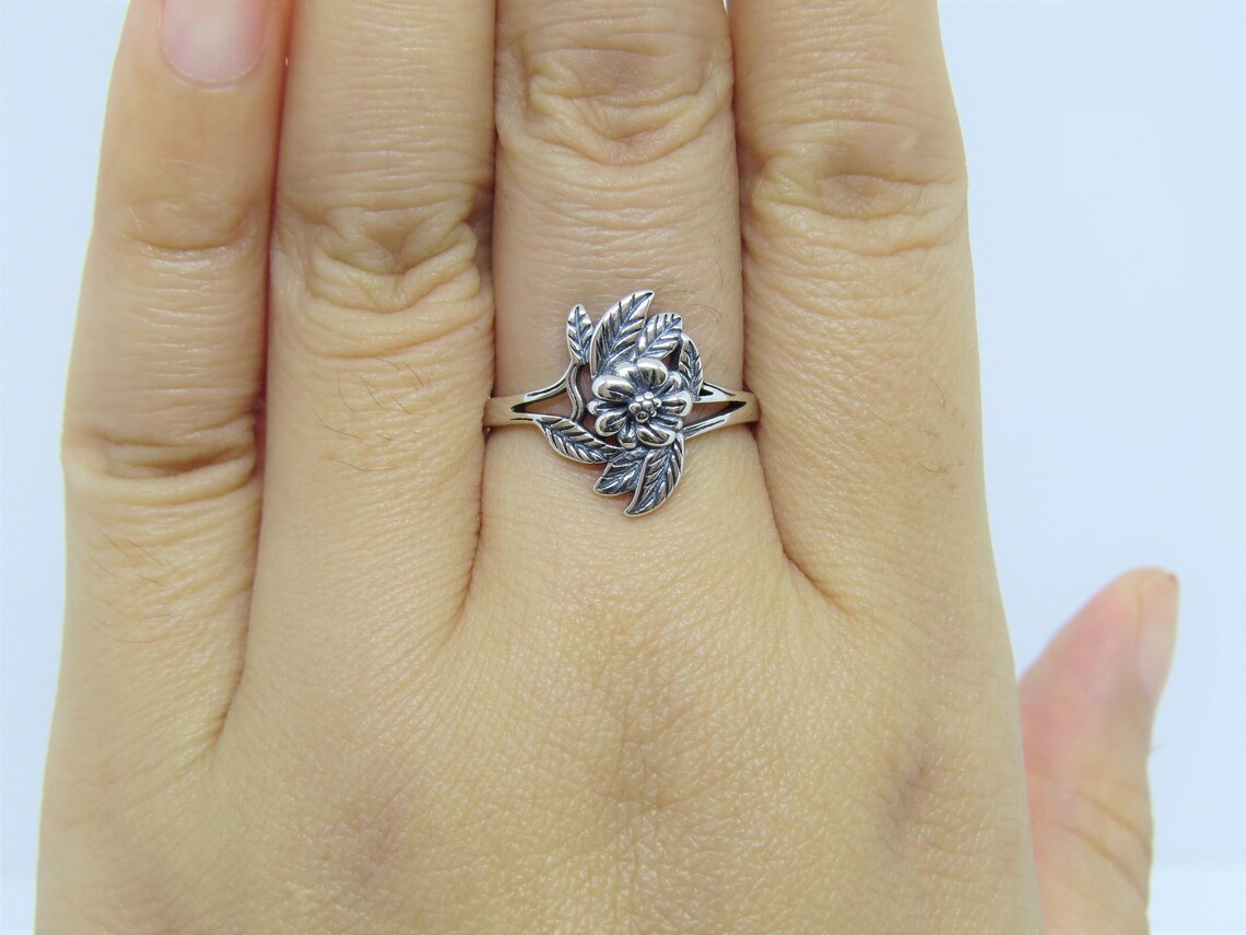 Vintage Sterling Silver Flower Leaf Ring Size 7 - Etsy