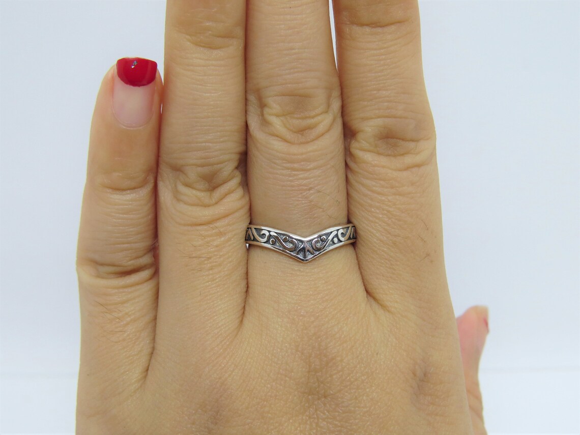 Vintage Sterling Silver Carved V Shape Band Ring Size 7 - Etsy