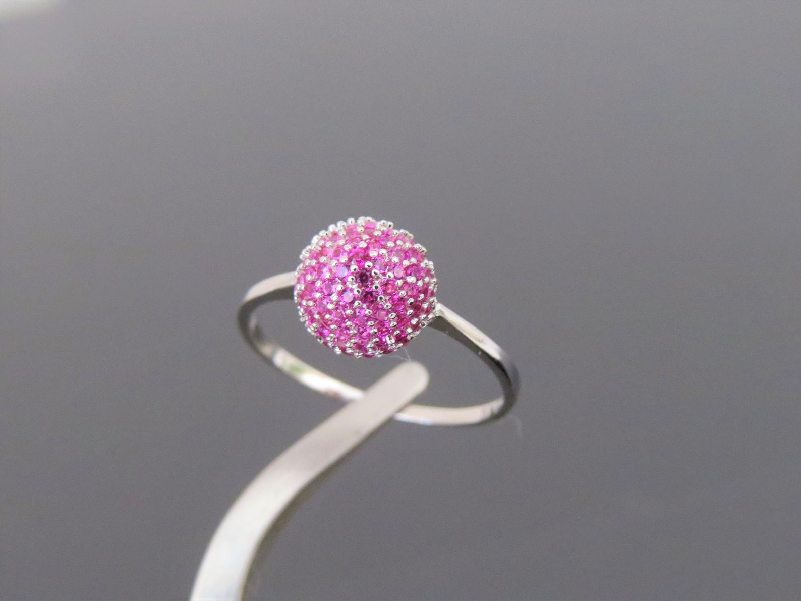 Vintage 18K Solid White Gold Ruby Ball Pave Ring Size 6 | Etsy