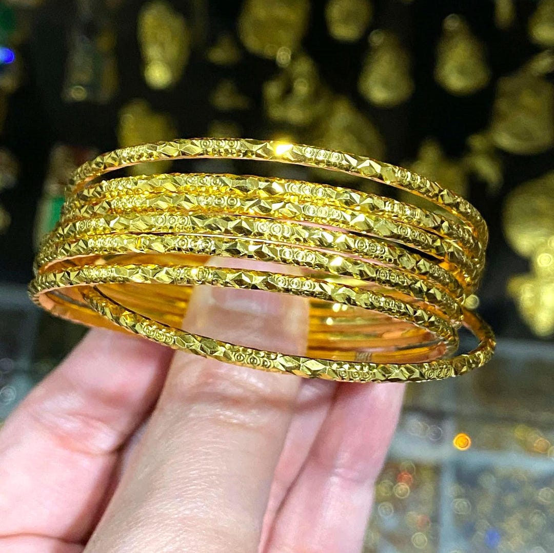 18K Yellow Gold 7 Pieces Set Bangle Diamond Cut. 51mm, Vintage Bangle ...
