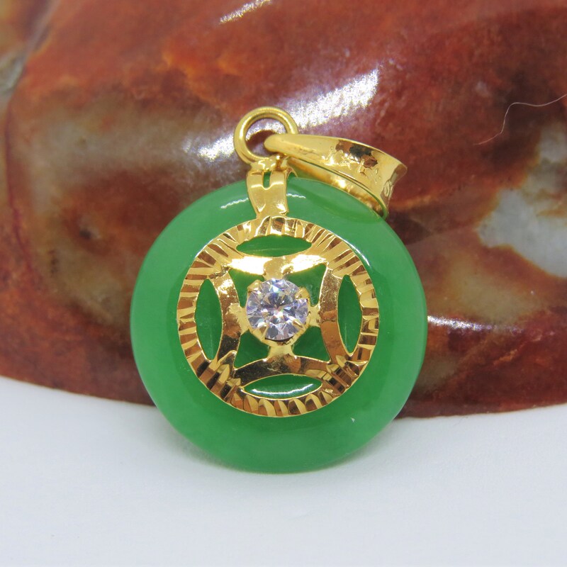 Jade Circle Pendant - Etsy