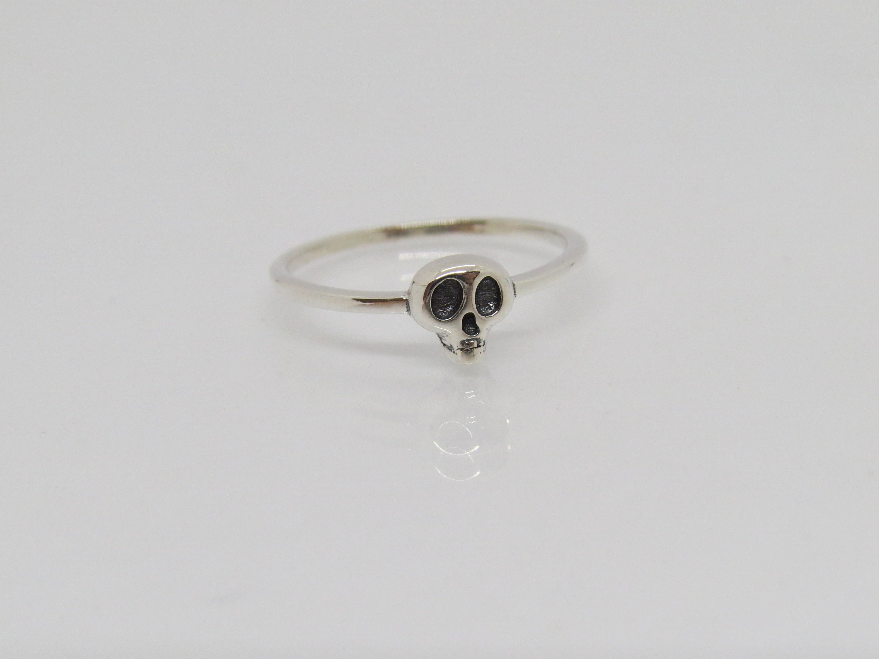 Vintage Sterling Silver Small Skull Ring Size 7 - Etsy