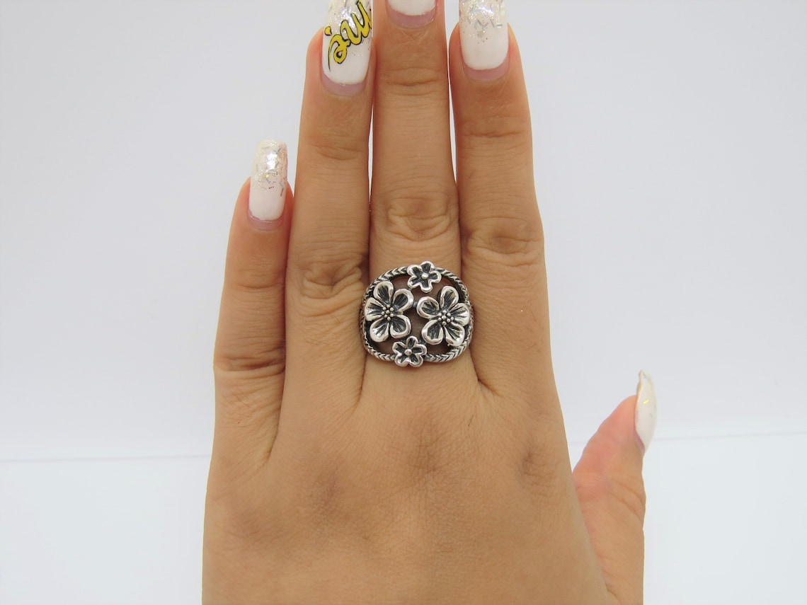 Vintage Sterling Silver Flowers Filigree Ring Size 7 | Etsy