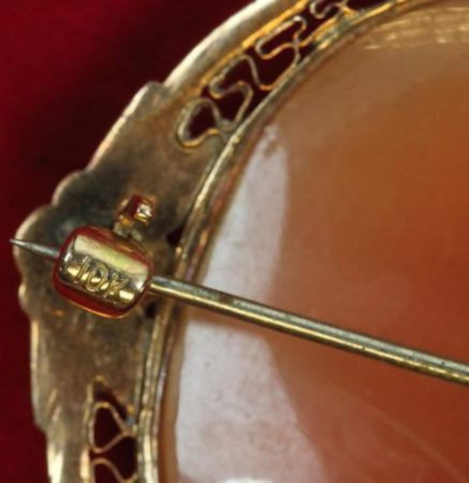 Vintage Victorian Greek Shell Cameo Brooch Set in 10k & Rose - Etsy