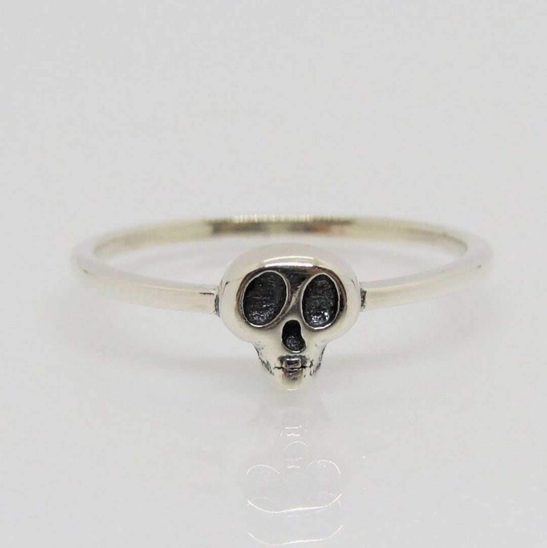 Vintage Sterling Silver Small Skull Ring Size 7 - Etsy