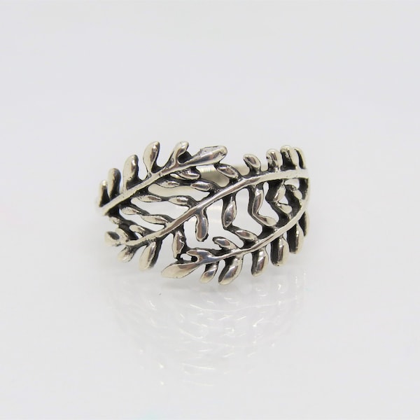 Sterling Silver Leaf Ring - Etsy