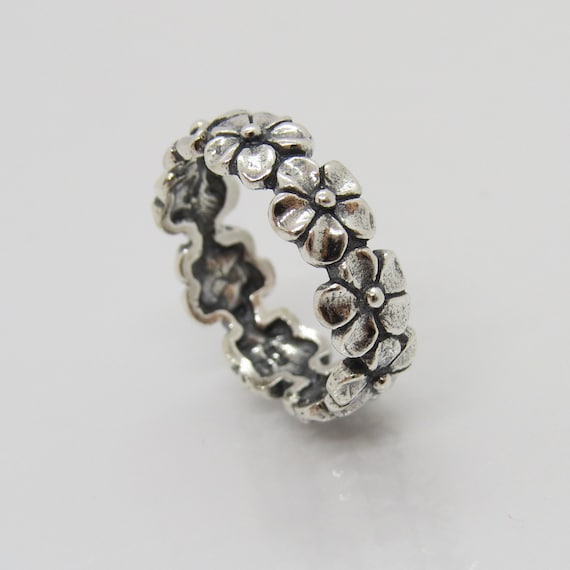 Vintage Sterling Silver Flowers Band Ring - Gem