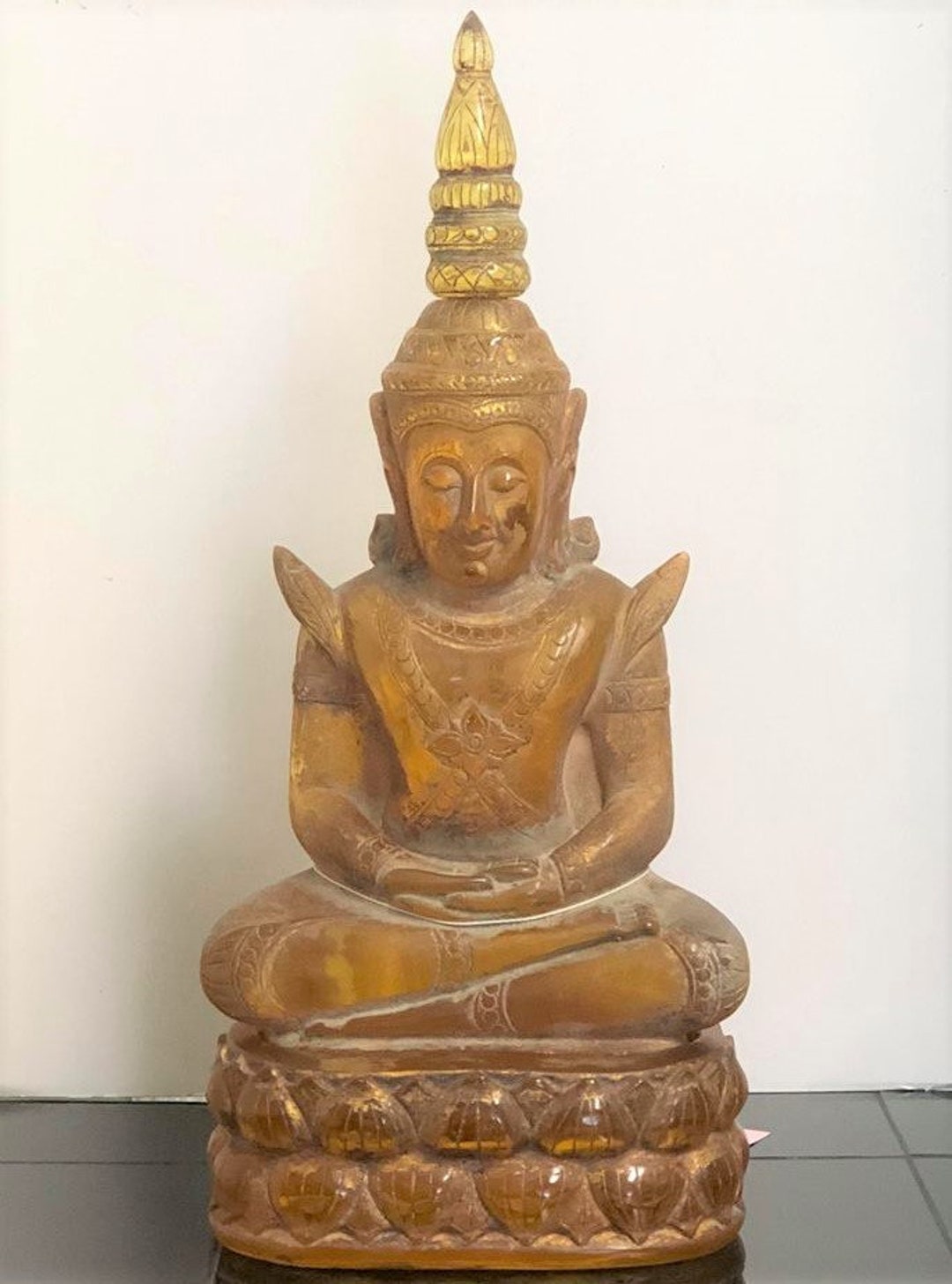 Antique Yellow Citrine 19th 20th Century Carved Phra Hin Buddha Statue ...