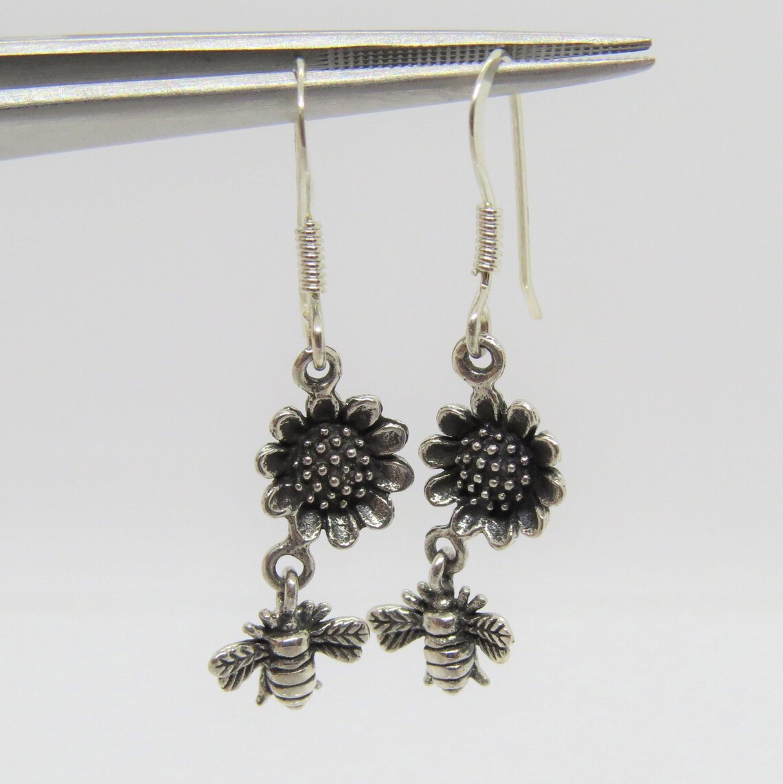 Vintage Sterling Silver Bumblebee Hovering Near Sunflower Dangle ...