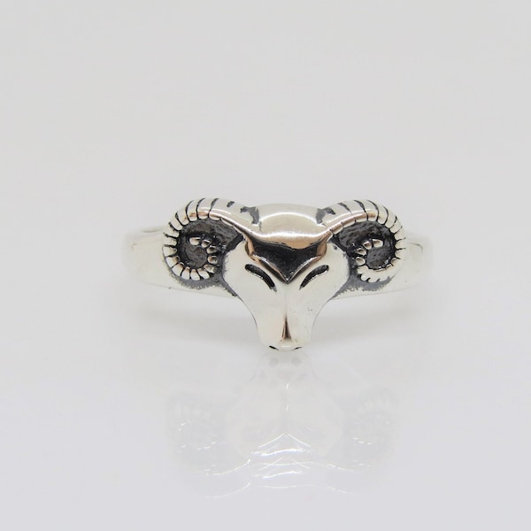 Ram Head Ring - Etsy
