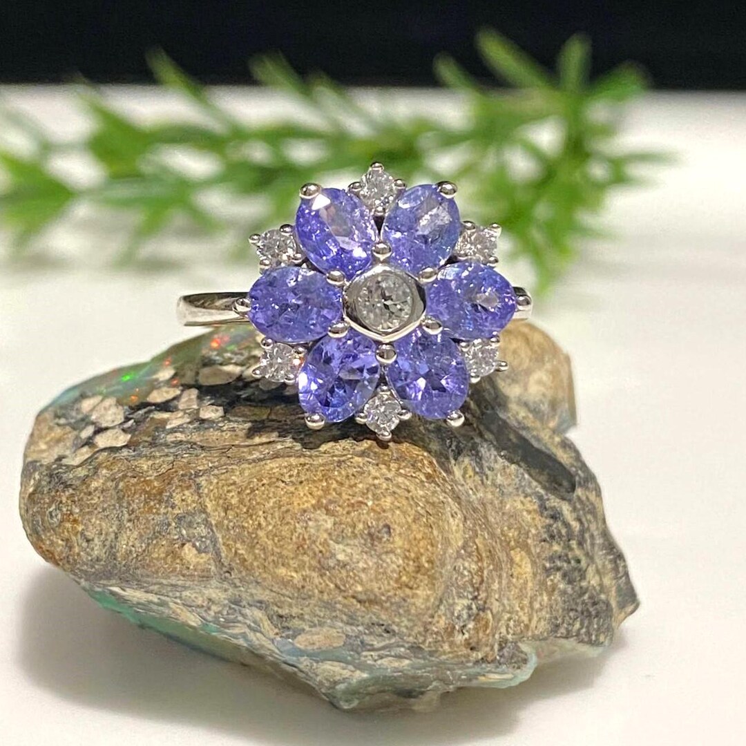 Vintage Sterling Silver Natural Tanzanite & White Topaz Flower Ring ...
