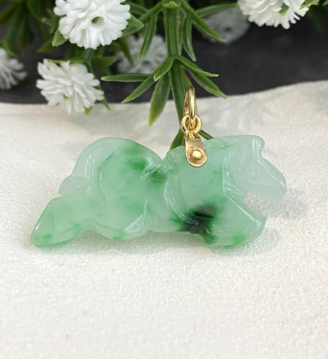 Vintage 18K Solid Gold Translucent Green, White Jadeite Jade Chinese Zodiac Horse Carved Pendant ...