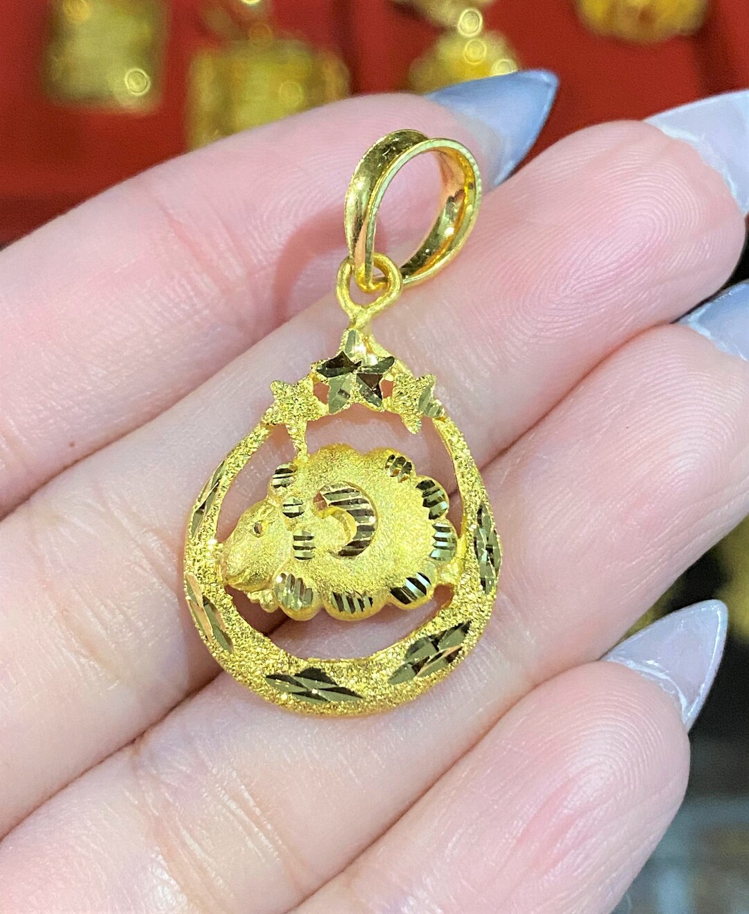 Vintage 24K 980 Gold Diamond Cut Rat, Mouse Pendant. - Etsy