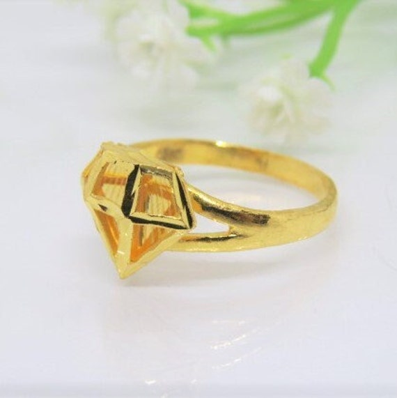 Vintage 24K 980 Solid Pure Gold Diamond Shape Ring Si… - Gem