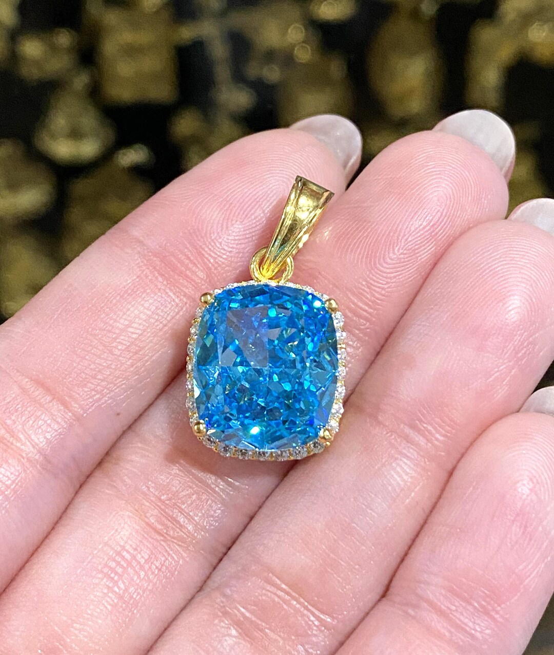 Vintage 15K 610 Solid Gold London Blue Topaz & White Topaz Pendant. - Etsy