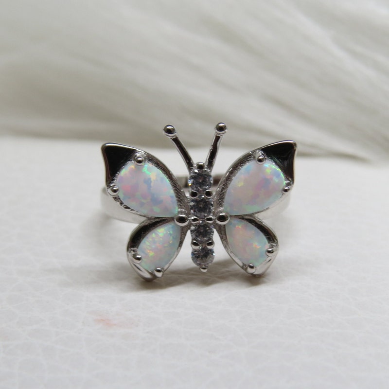 White Opal Big Ring - Etsy