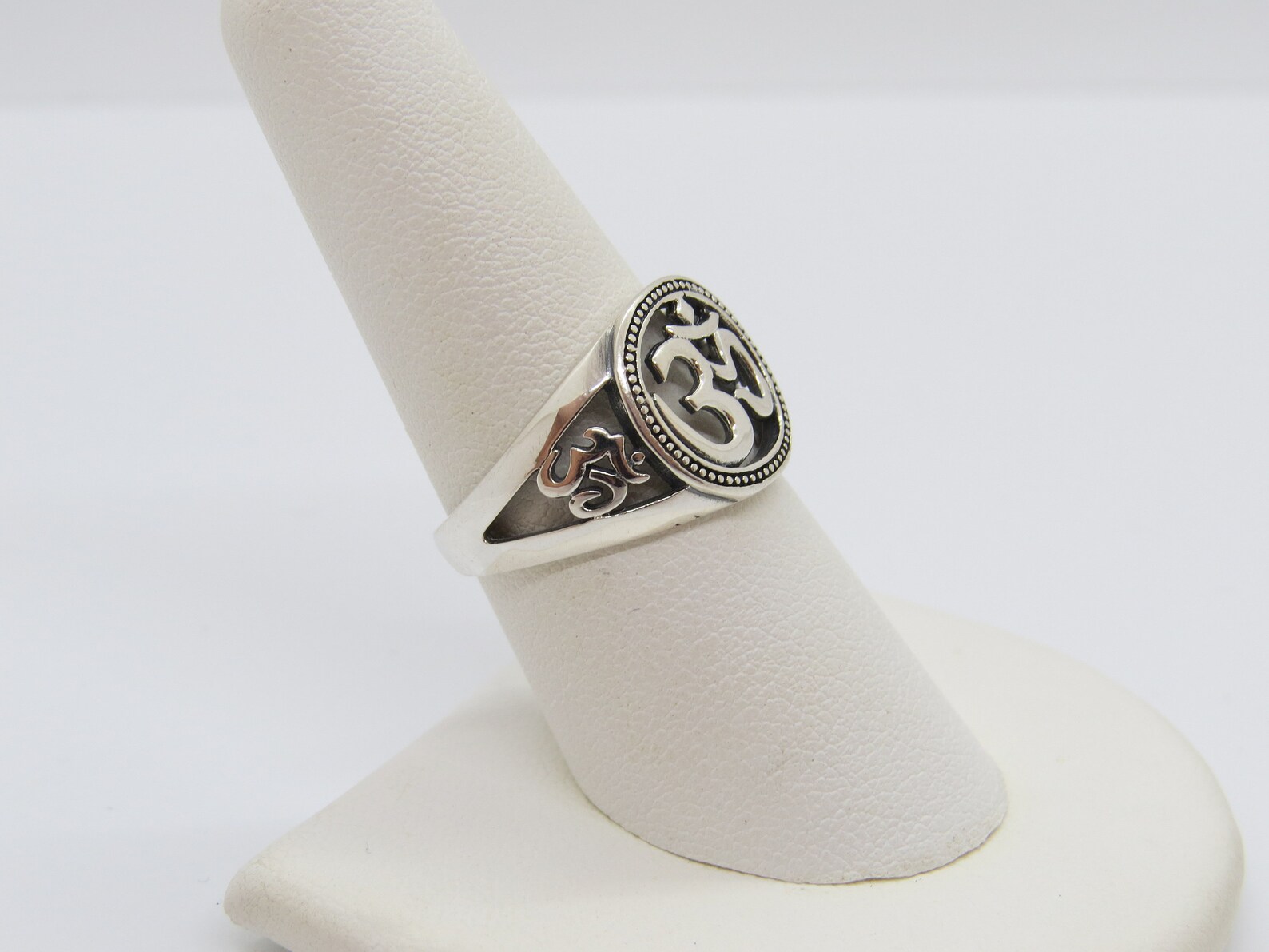 Vintage Sterling Silver Simple Om Sign Ring Size 8 - Etsy