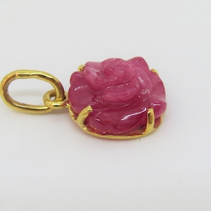 Vintage 18K Solid Gold Natural Ruby Carved Flower Rose Pendant - Etsy