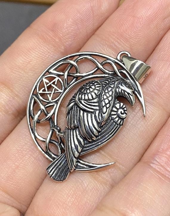Vintage Sterling Silver Raven Bird Pendant. - Gem