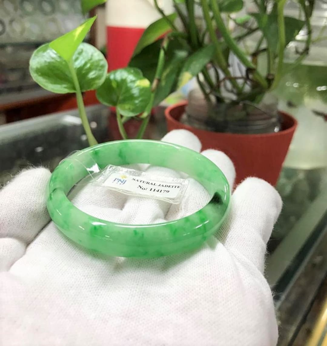 Vintage Translucent Natural Green , White Jadeite Jade Bangle Bracelet ...