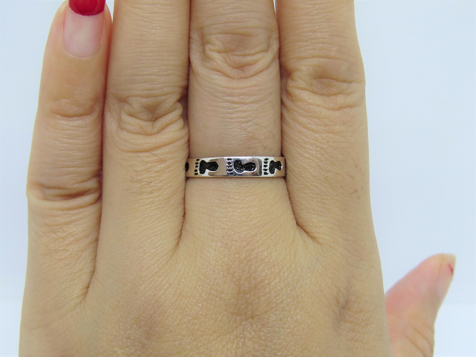 Vintage Sterling Silver Footprints Band Ring Size 7 | Etsy