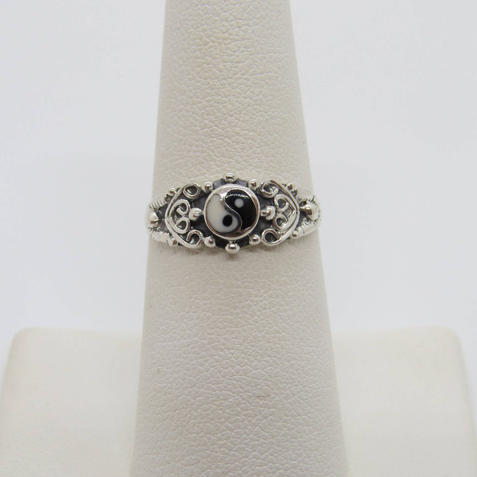 Vintage Sterling Silver Yin Yang Ring Size 4 - Etsy