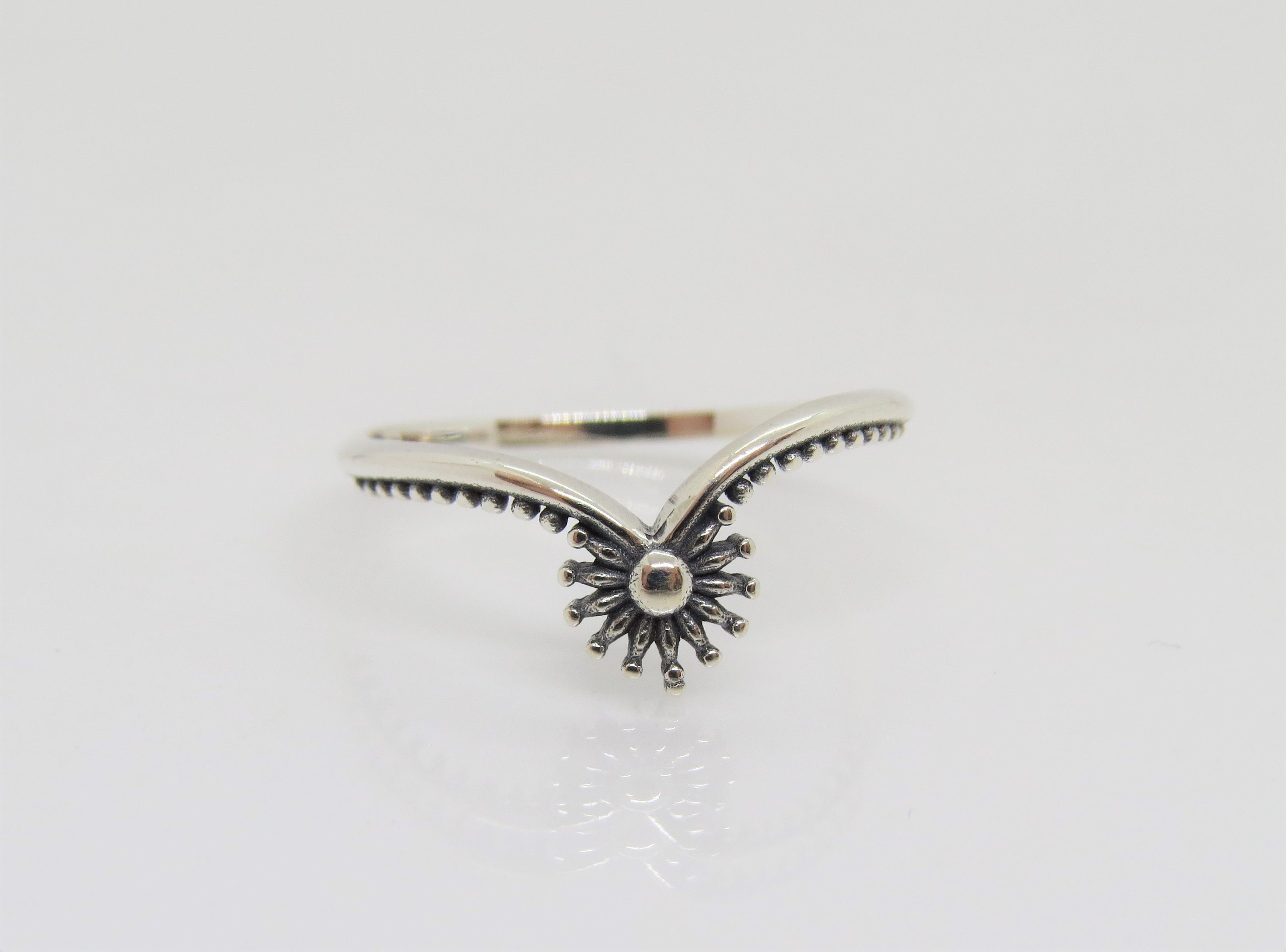 Vintage Sterling Silver V Shape Ring Size 8 - Etsy