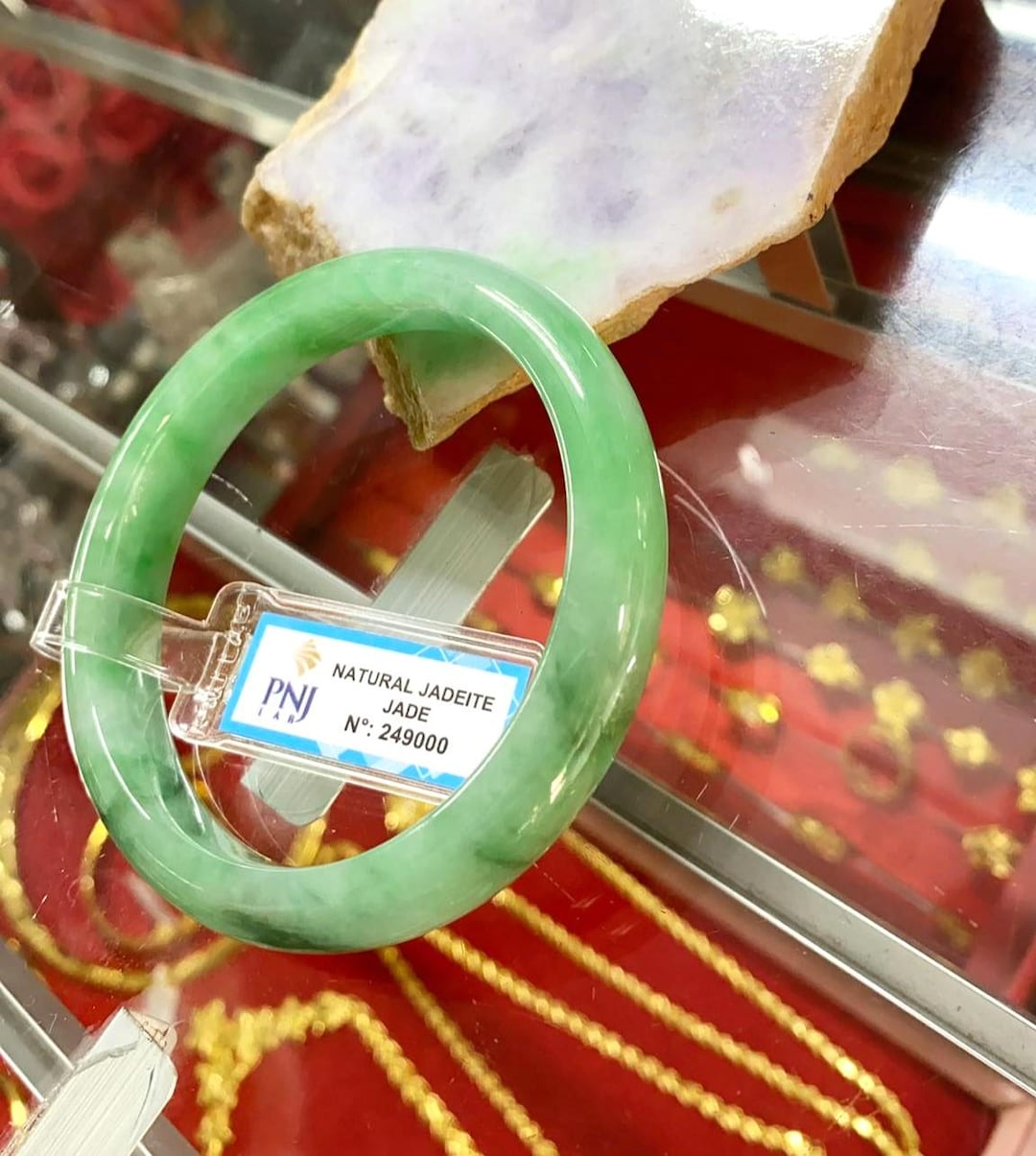 Vintage Translucent Natural Green Jadeite Jade Bangle Bracelet 59.7MM ...
