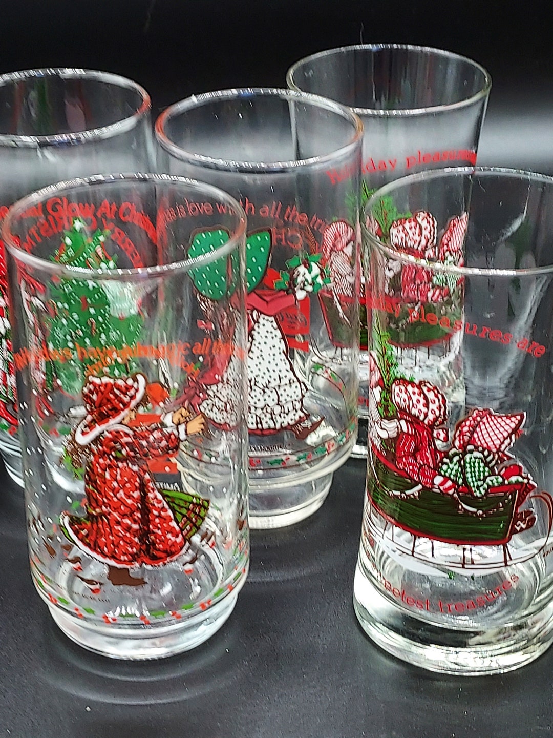 A Mixed Set Of 5 Holly Hobbie Christmas Glasses Etsy