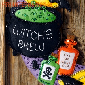 Bucilla Witch's Brew Felt Halloween Wreath Kit 86563 Black Cat, Spiders ...