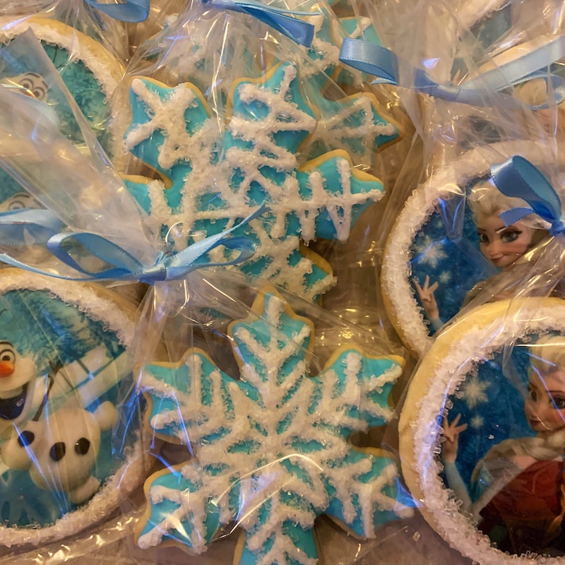 Frozen Themed Party Goods - Etsy