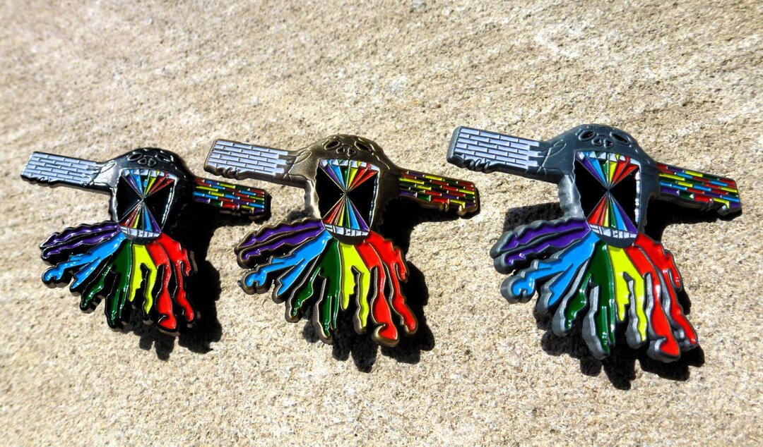 Pink Floyd Antique Hat Pins Dark Side Antique Silver Gold & Black ...