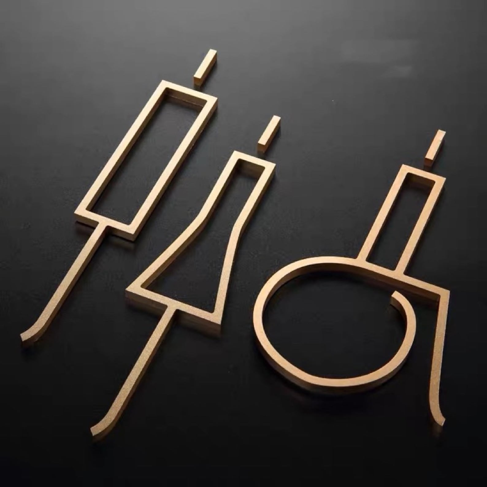 Luxury Matt Surface Metal Washroom Sign, Bathroom Sign, Restroom Sign ...