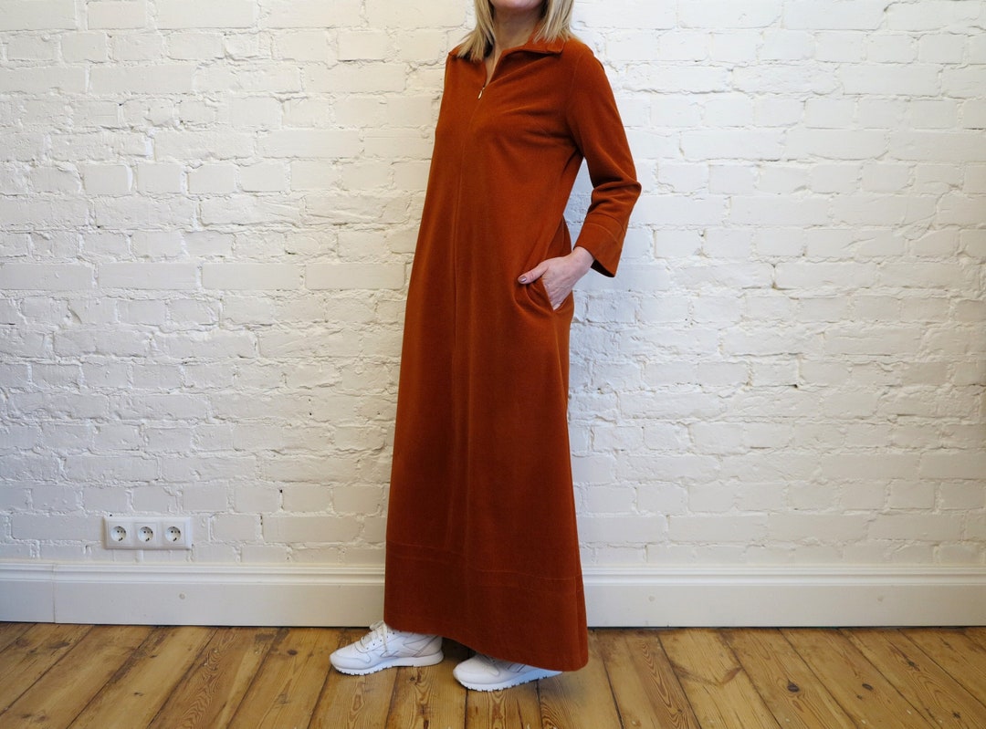 1970s Velour Robe by Vanity Fair 70s Sleepwear 70's Loungewear Women's ...
