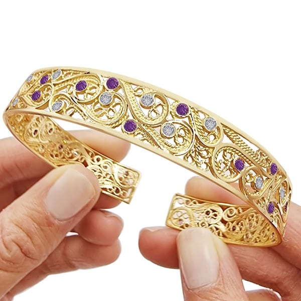 Gold Filigree Bangle - Etsy