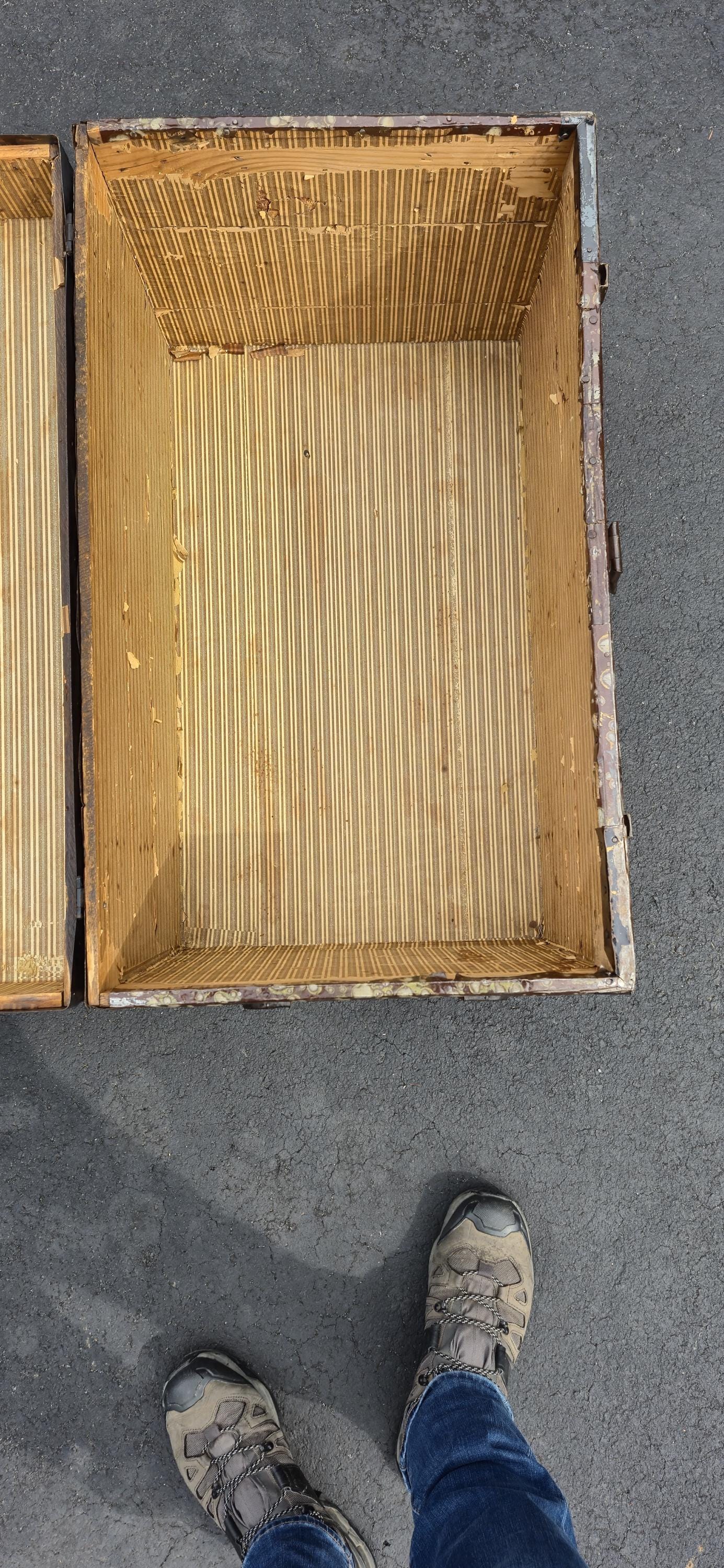 32" Antique Steamer Trunk Chest Coffee Table Storage Box Wood Strap ...