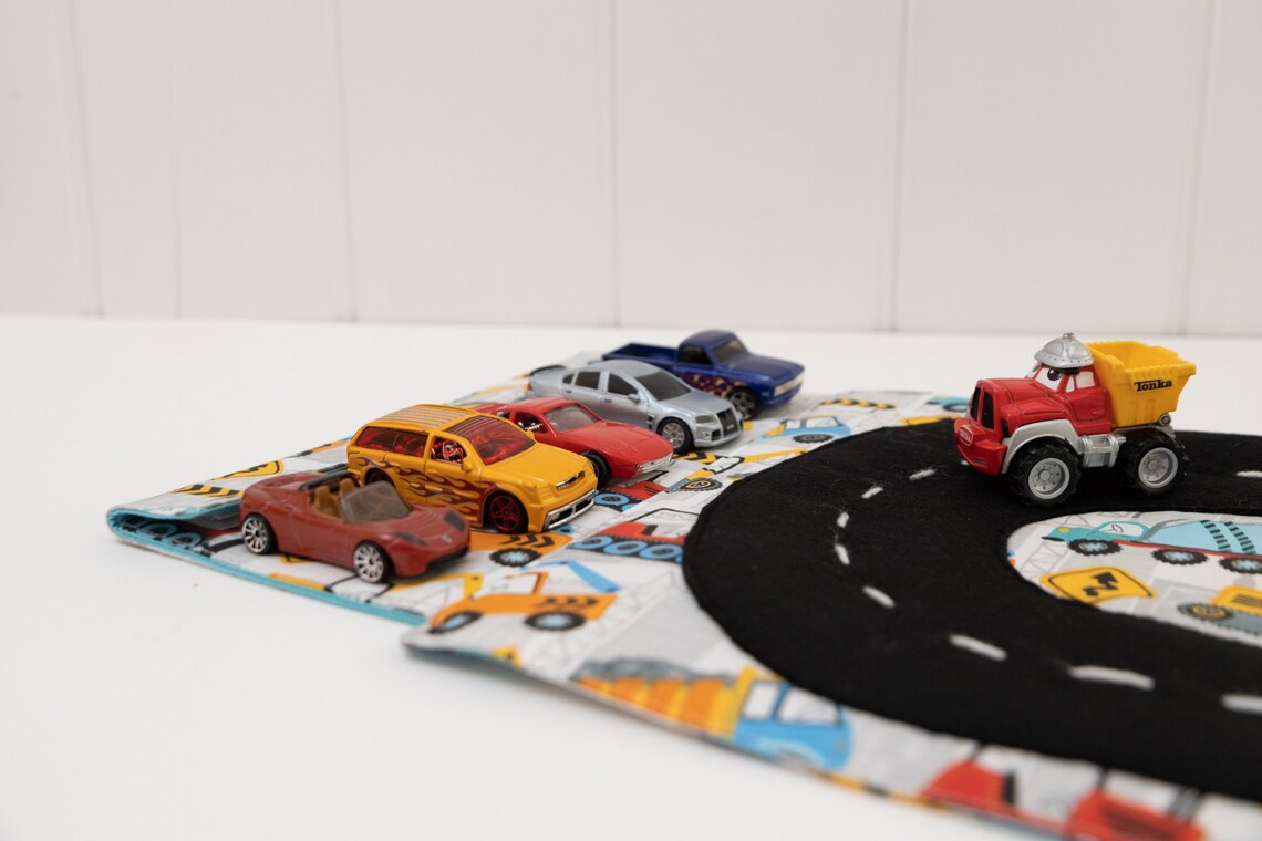Car Play Mat Sewing Pattern: Fold up Travel Race Track Toy PDF - Etsy ...