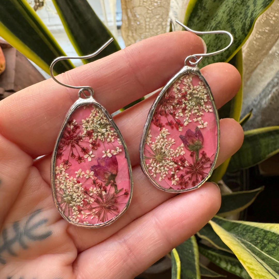 Double Paned Floral Glass Hydrangeas Queen Anne’s Lace Earrings - Etsy