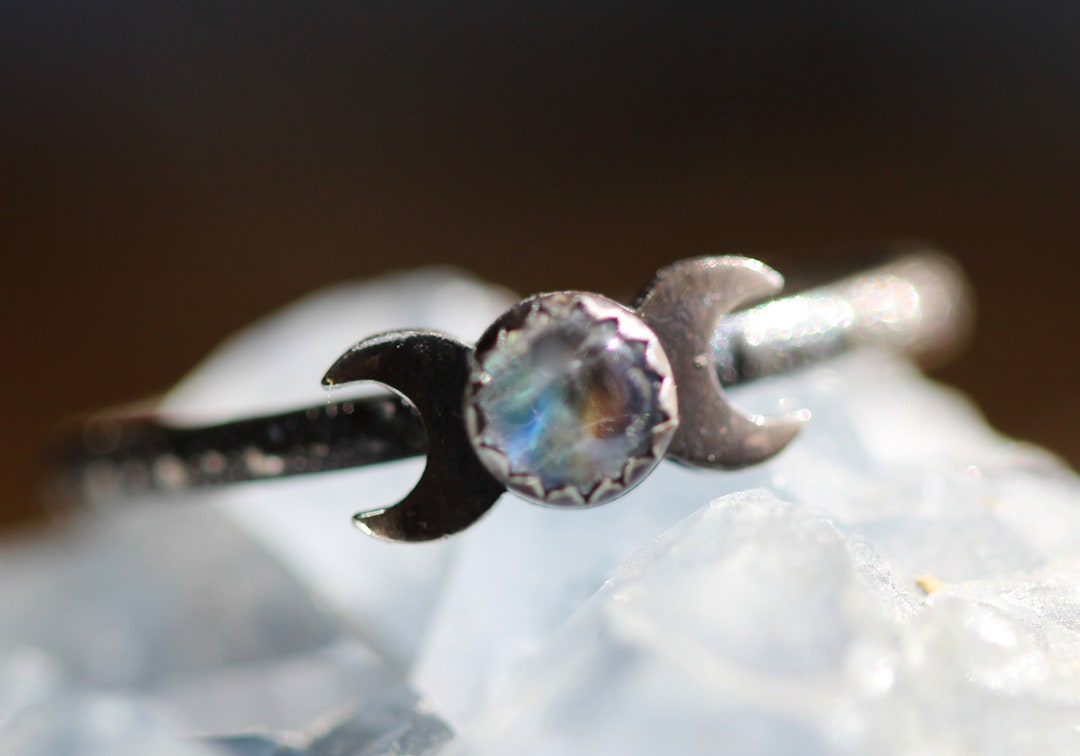 Hecate Ring triple Moon Goddess Ring Hekate Hecate Moonstone Ring Any Size - Etsy