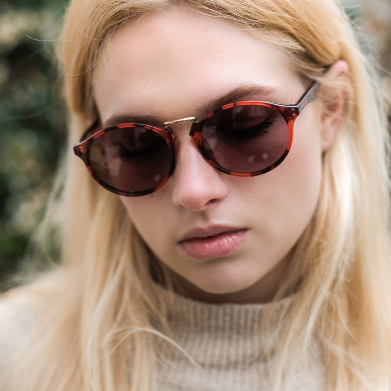 Red Tortoise Shell Vintage Sunglasses / 90s Preppy Glasses Frame ...