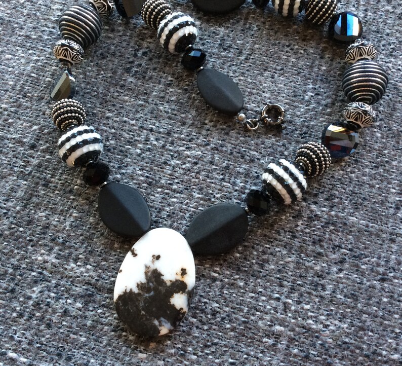 Natural Zebra Agate Black and White Pendant Statement Necklace - Etsy