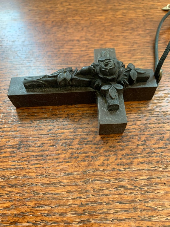 Rare Victorian Gutta Percha Rose Embellished Floral M… - Gem