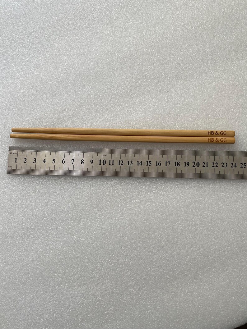 Palillos personalizados / Detalles de boda grabados / Regalos de boda ...