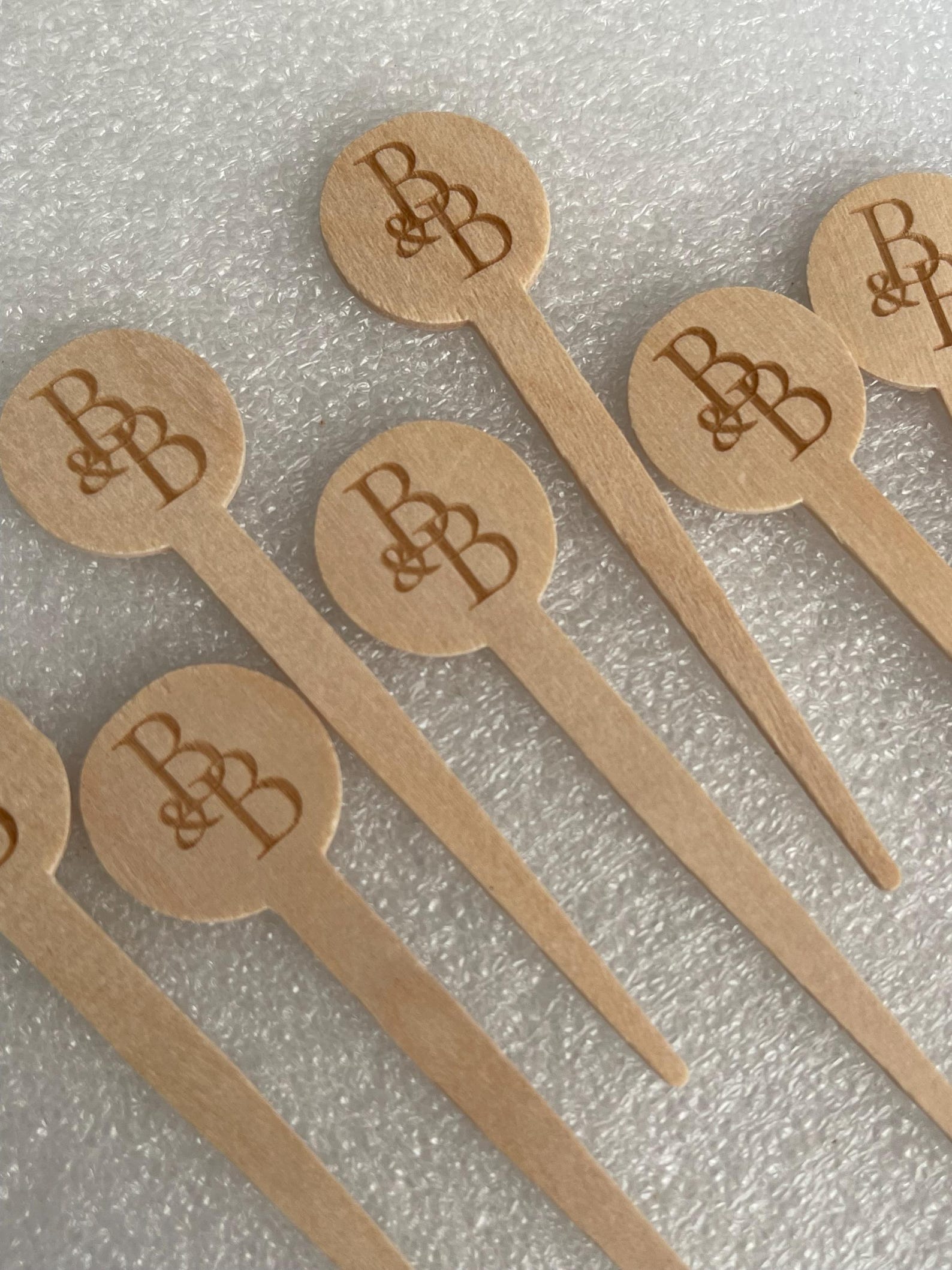 Wedding Pick Sticks Cupcakes Toppers Gift Tops Signs Initials ...