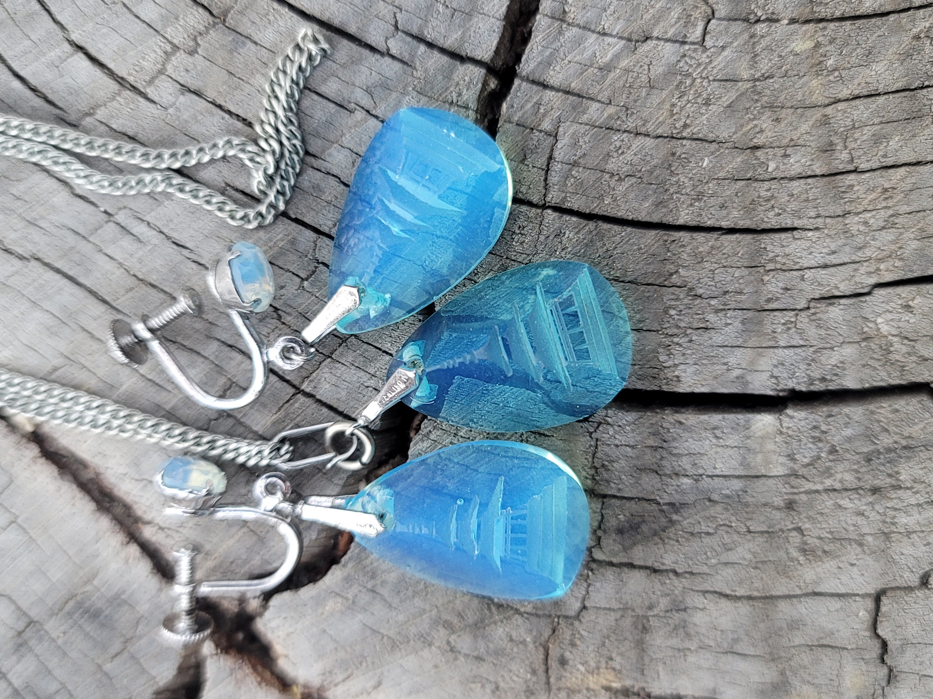 Vintage Intaglio Blue Opaline Glass Pagoda Necklace and Earrings - Etsy