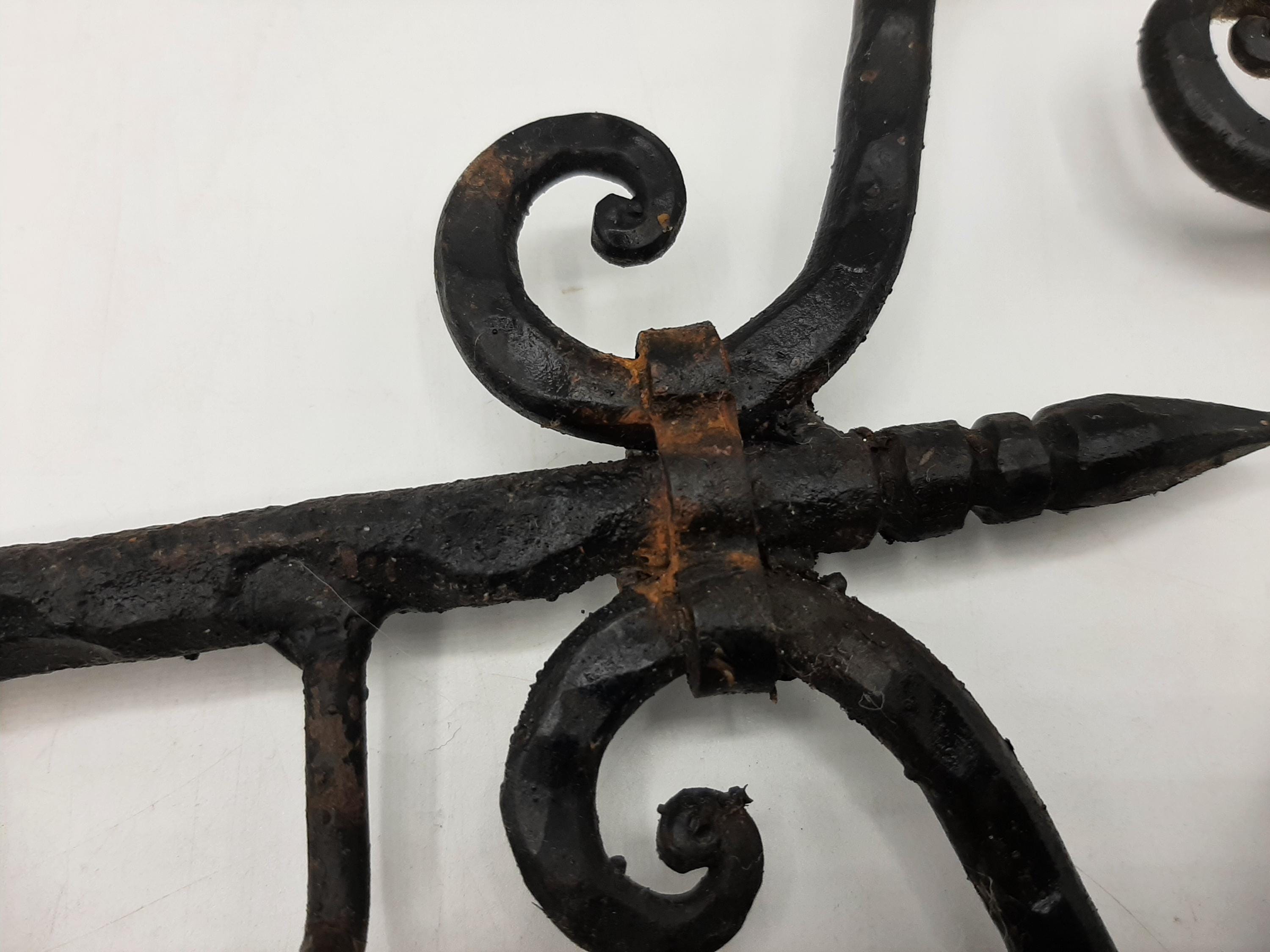 French Vintage Cast Iron Skeleton Key Holder , Wall Key Holder ...