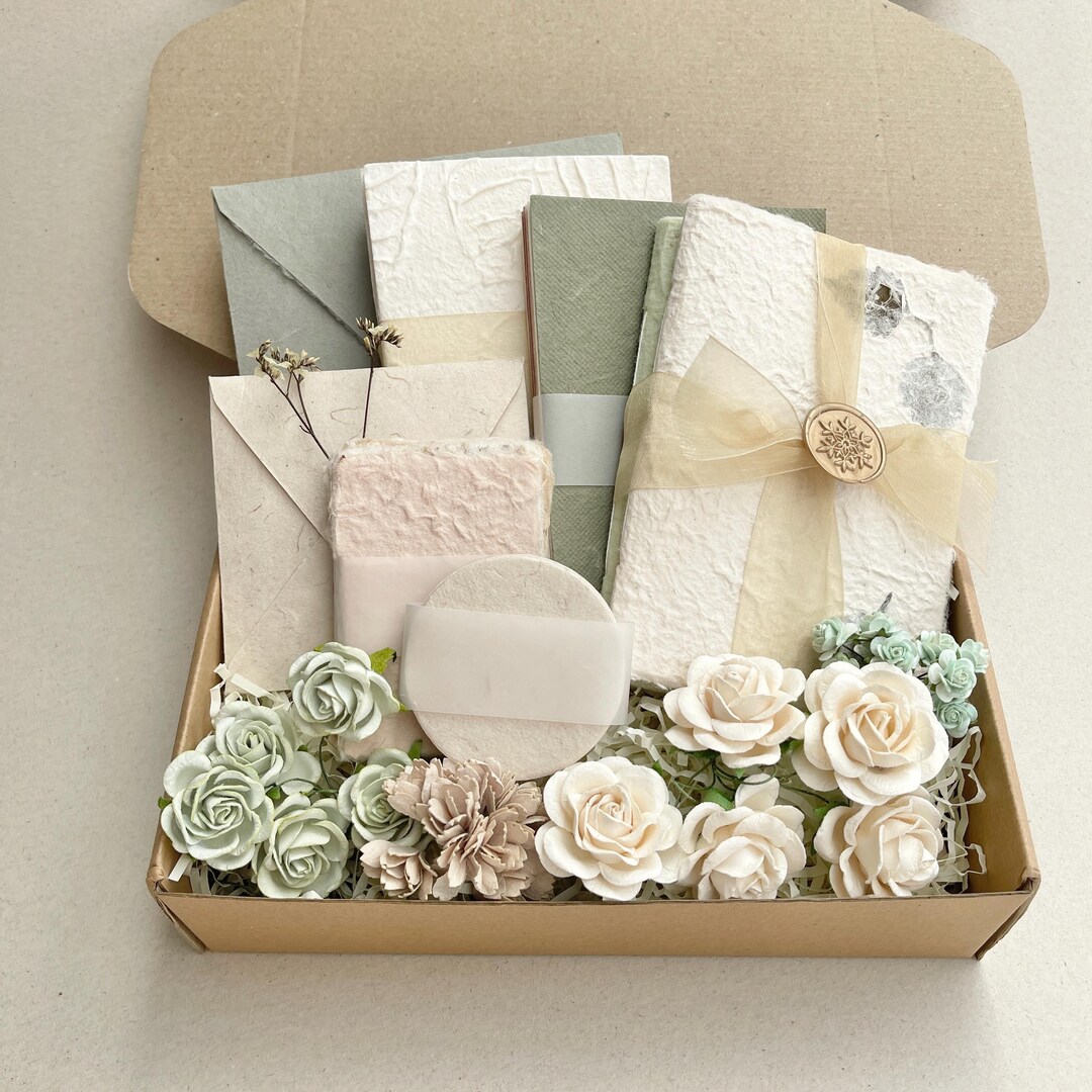 132 Handmade Paper Gift Box - Natural, Recycle Paper, Deckled Edge ...