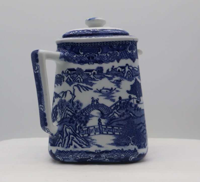 Vintage Ringtons Limited Tea Merchants blue Willow Square Tea Kettle - Etsy